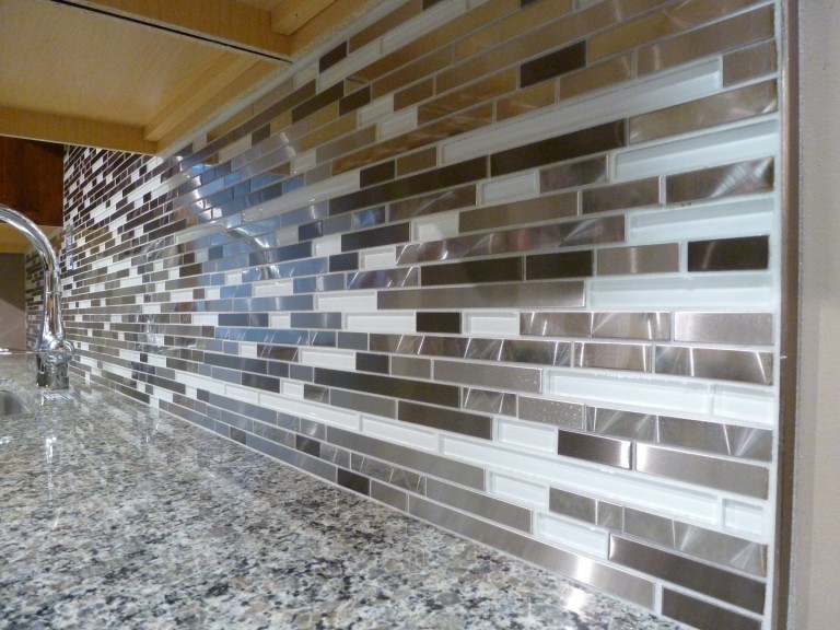 Glass Mosaic Tiles for Your Backsplash | Innovative and Modern Design ...